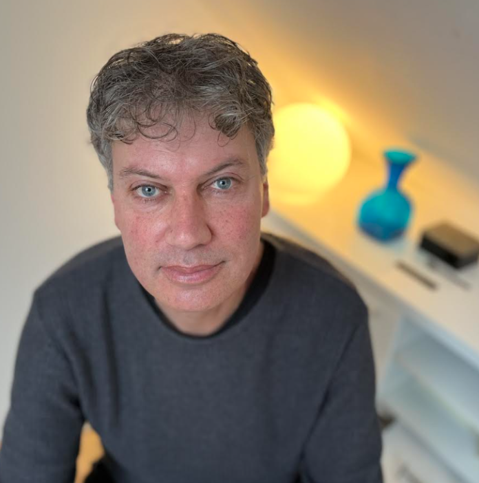 Nieuwe columnist: Bas Kok - de Kanttekening